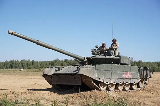 1/35 Российский основной боевой танк Т-80БВМ Сборочная модель для коллекционеров, масштаб 1:35, металл