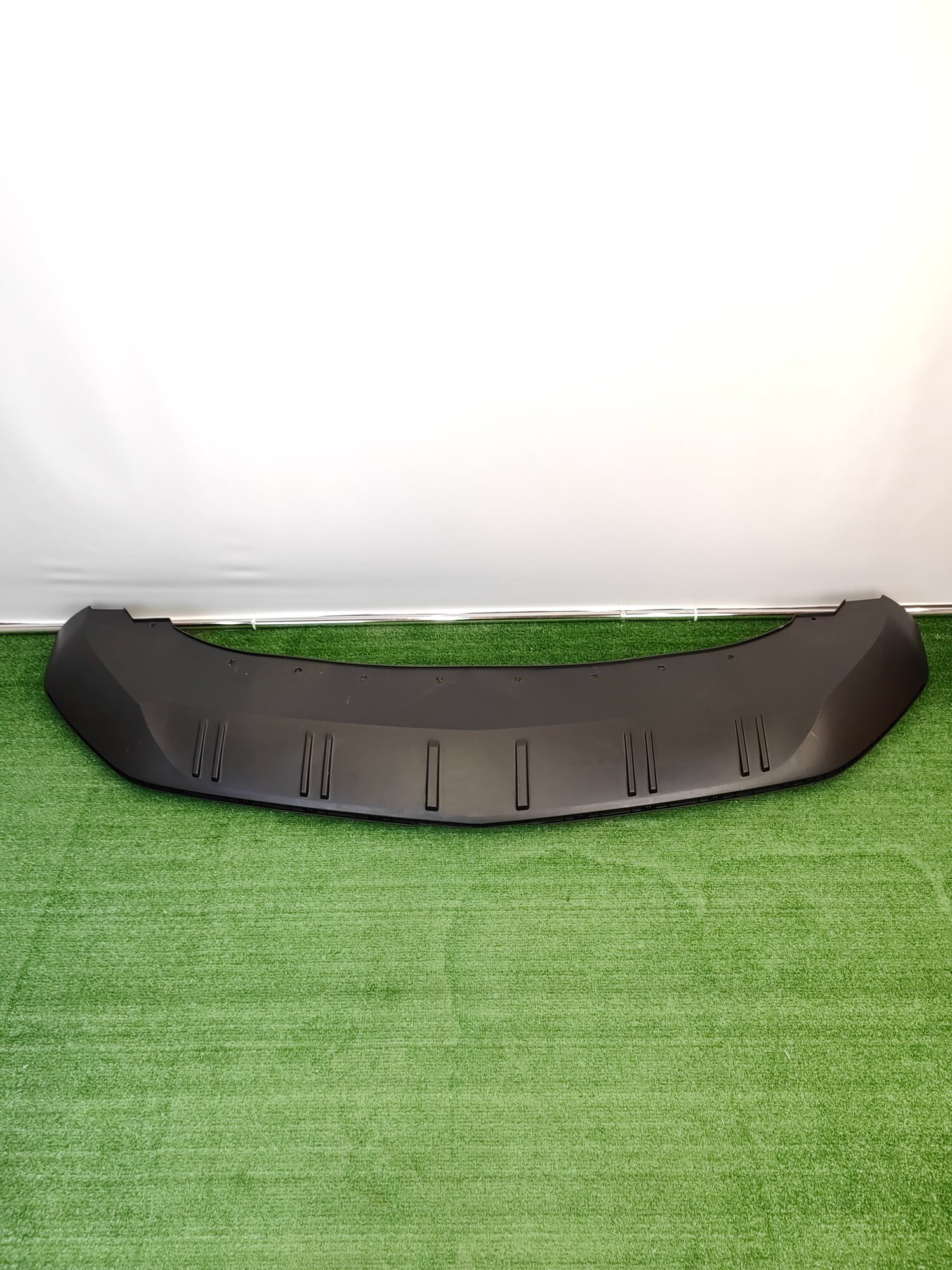 HAVAL Накладка переднего бампера нижняя HAVAL F7 2803112AKN02AN