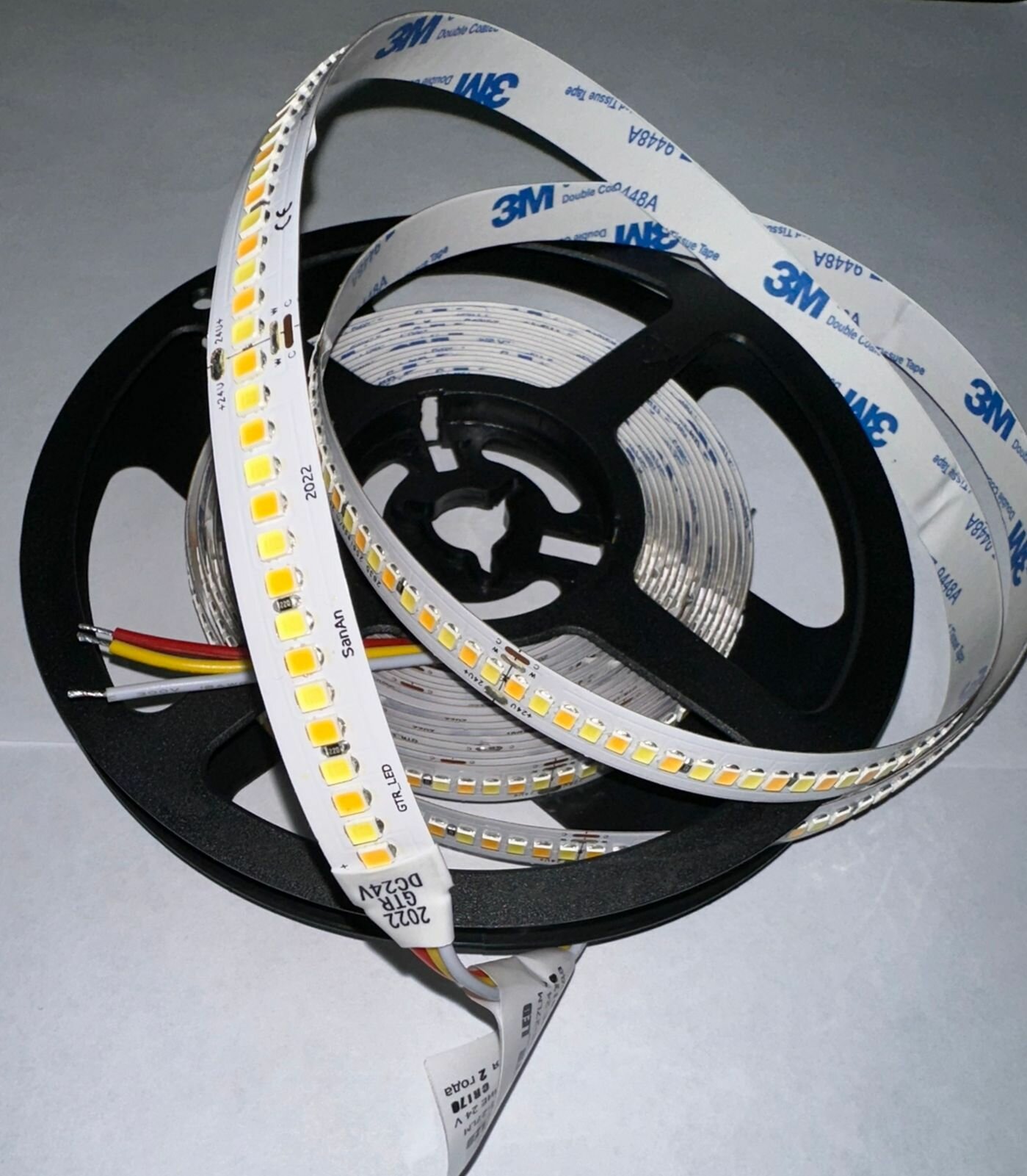 Светодиодная лента GTR LED 2835-160-24V-CCT-IP20 14Вт; 1800-6000К (теплый, нейтральный, холодный свет) 5м