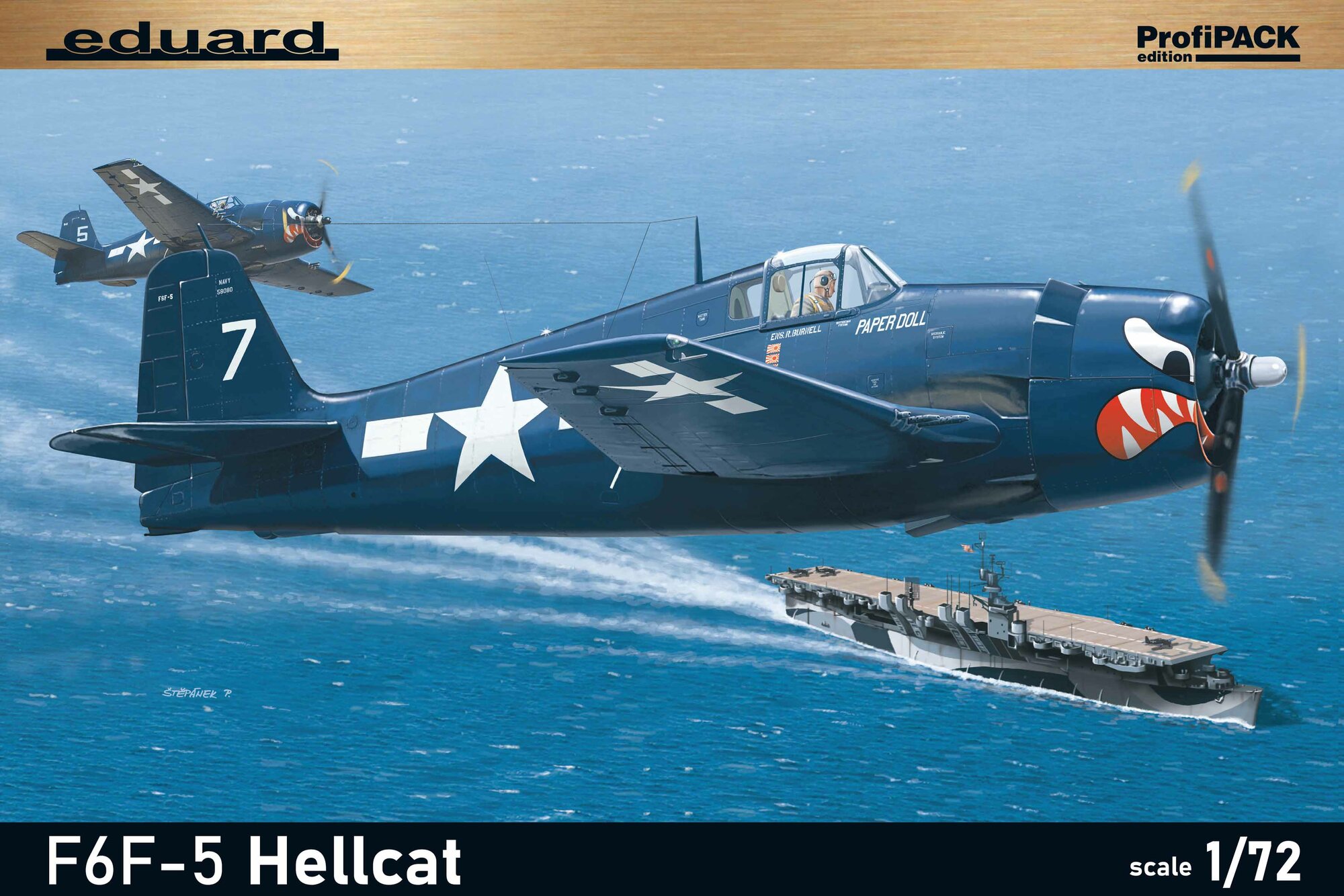 Сборная модель самолёта F6F-5 Hellcat 7077-EDU (1/72)