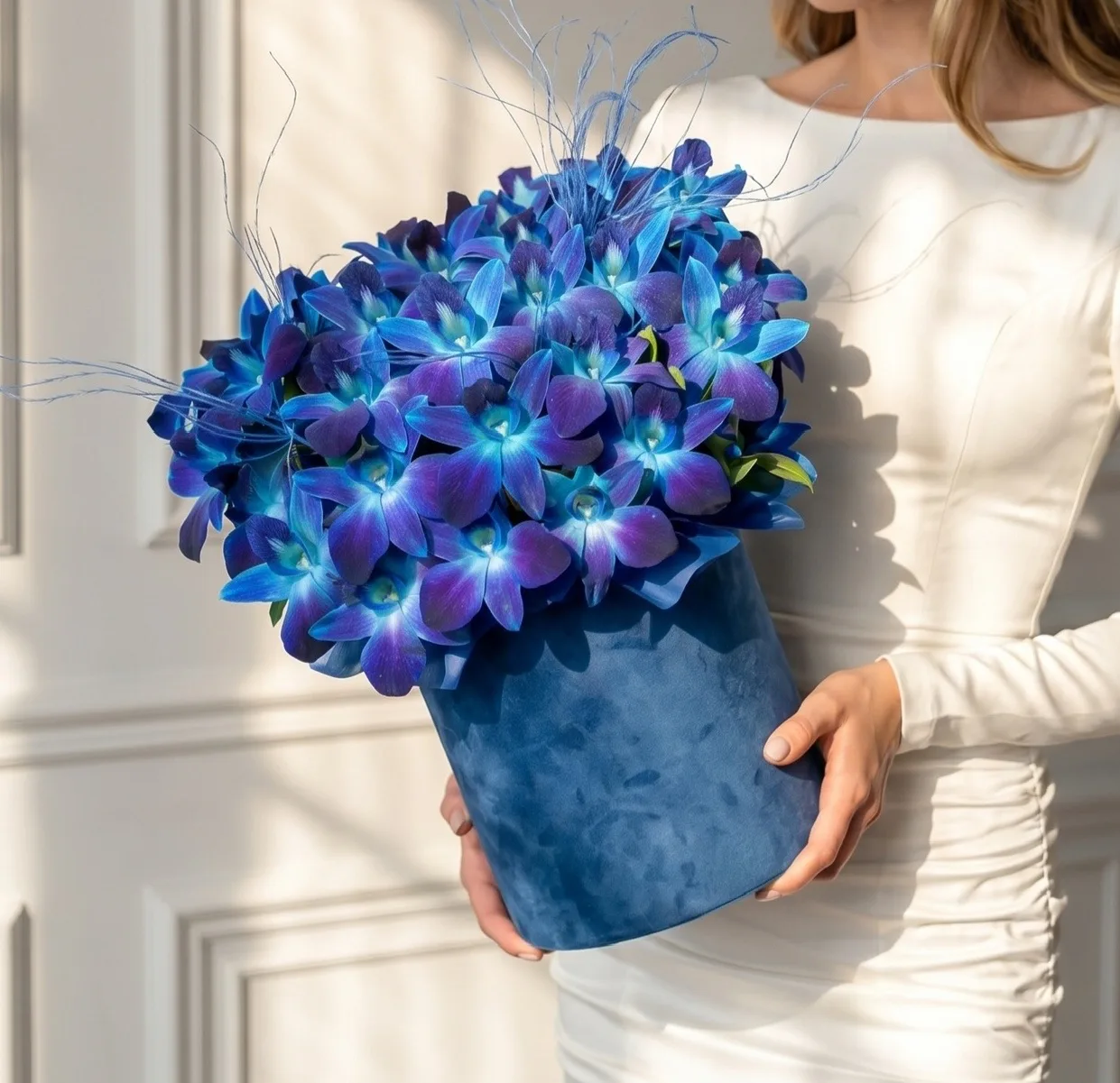 Букет Орхидея Космос. Монобукет 631N. Leora Flowers дом цветочной моды