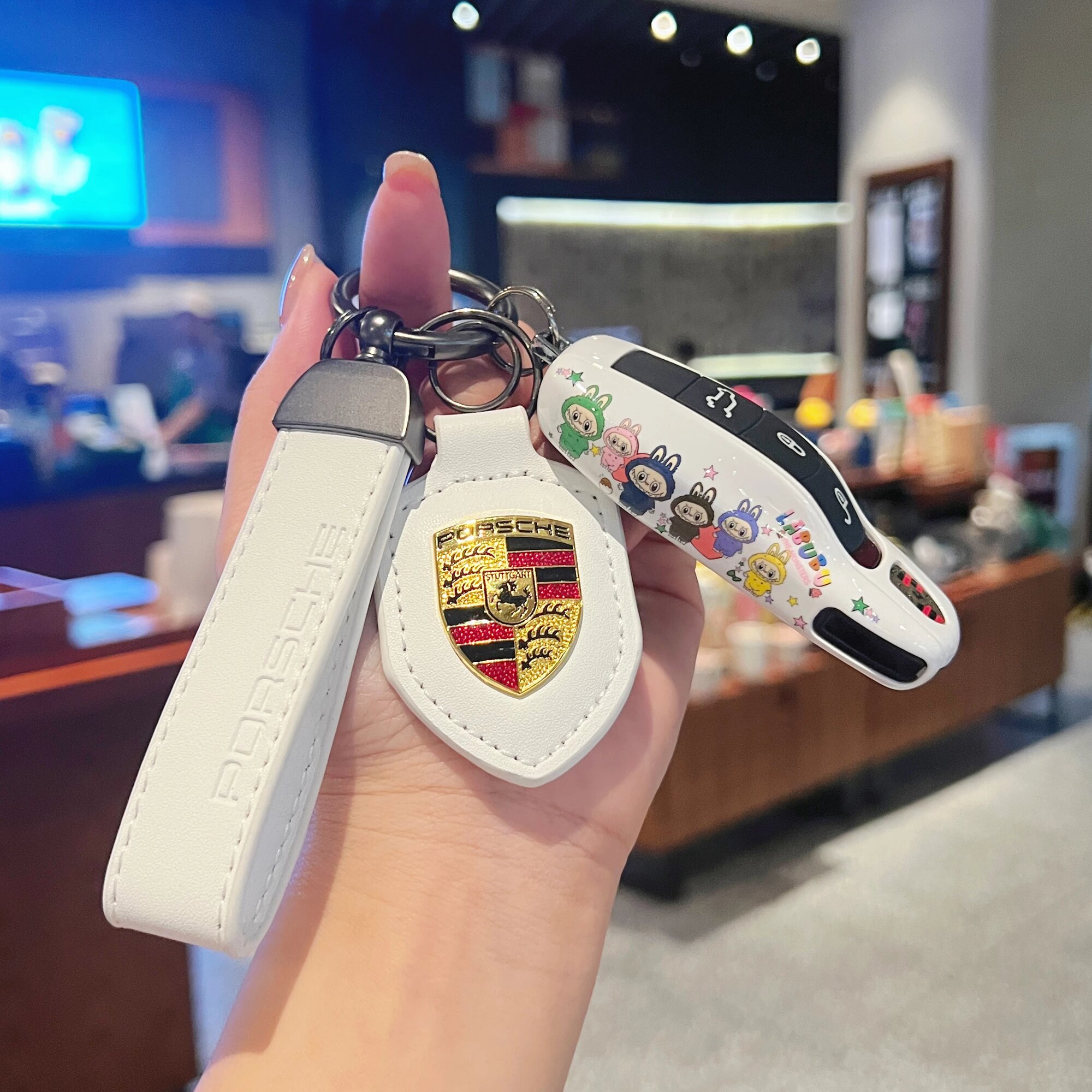 Чехол для ключа Porsche A-стиль - Одиночный чехол с натуральной кожей пряжкой и щитом для Macan Cayenne 718 Panamera