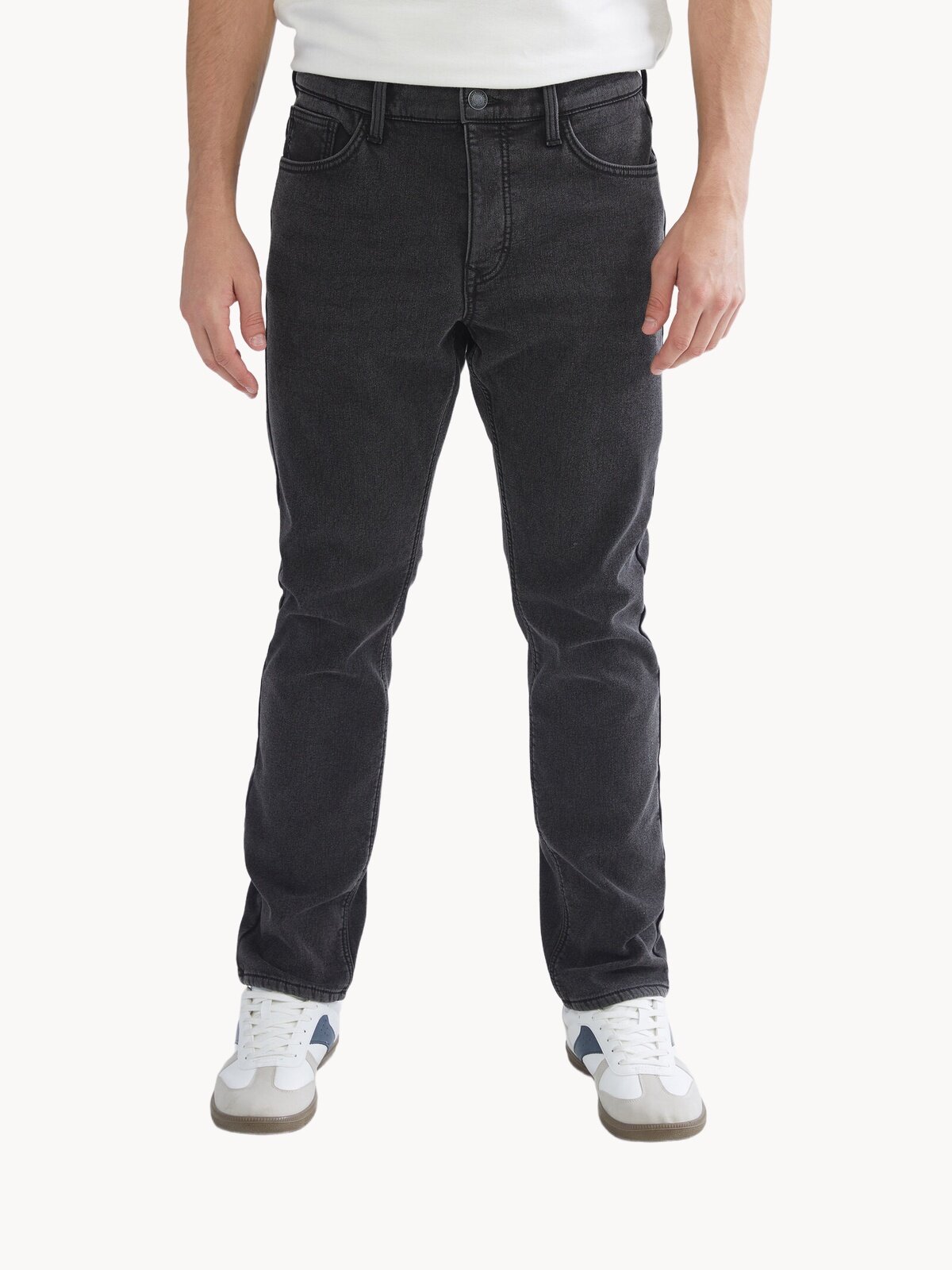 Джинсы классические 