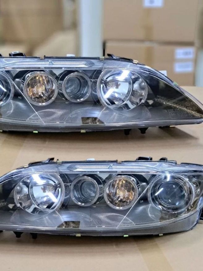 Фара передняя левая и правая с туманкой с электрокорректором Mazda 6 GG 2002-2008 комплект