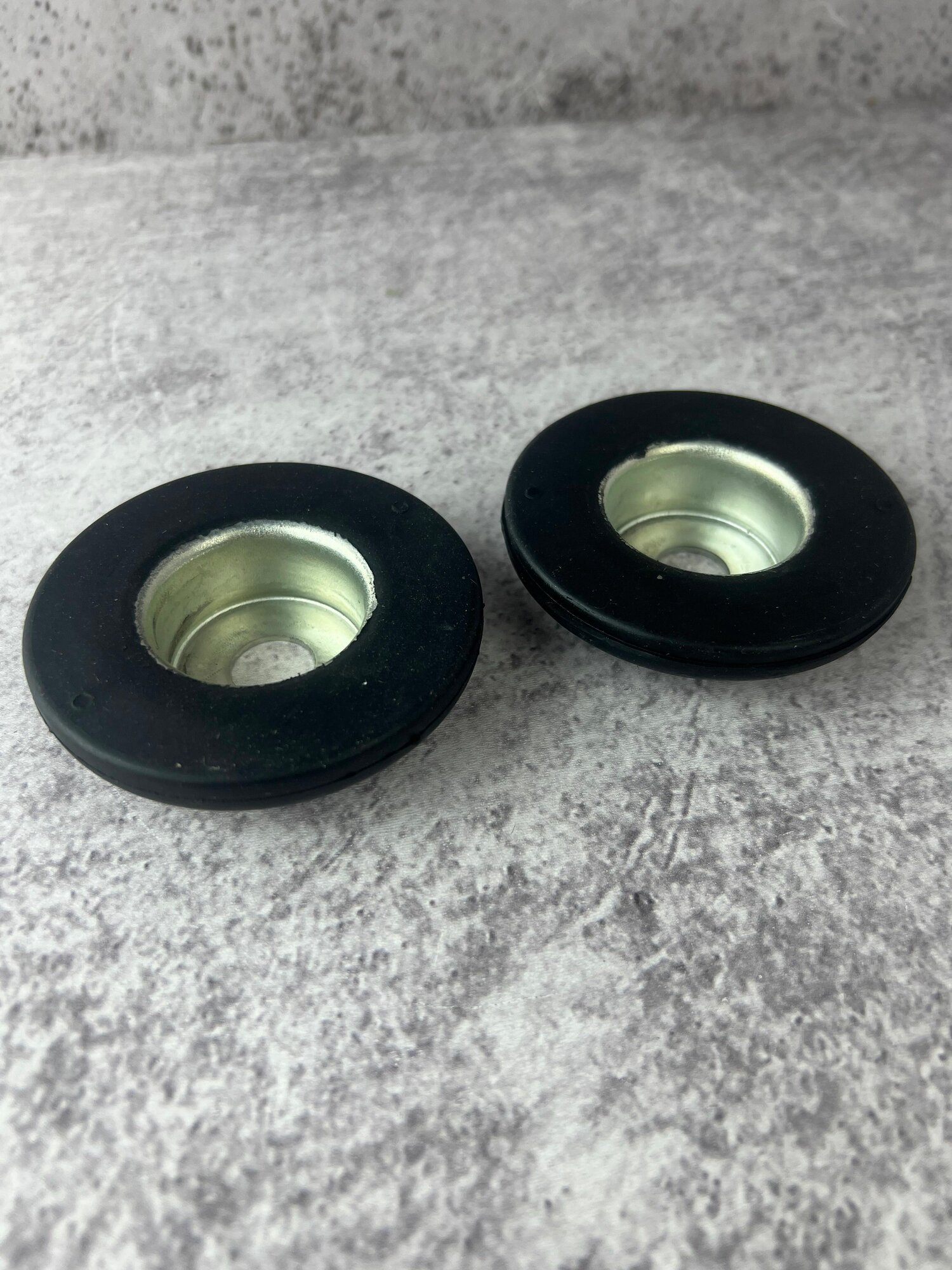 2 штуки. Опора амортизатора 8200876298 (чашка). Для Renault Logan Duster Largus Sandero.