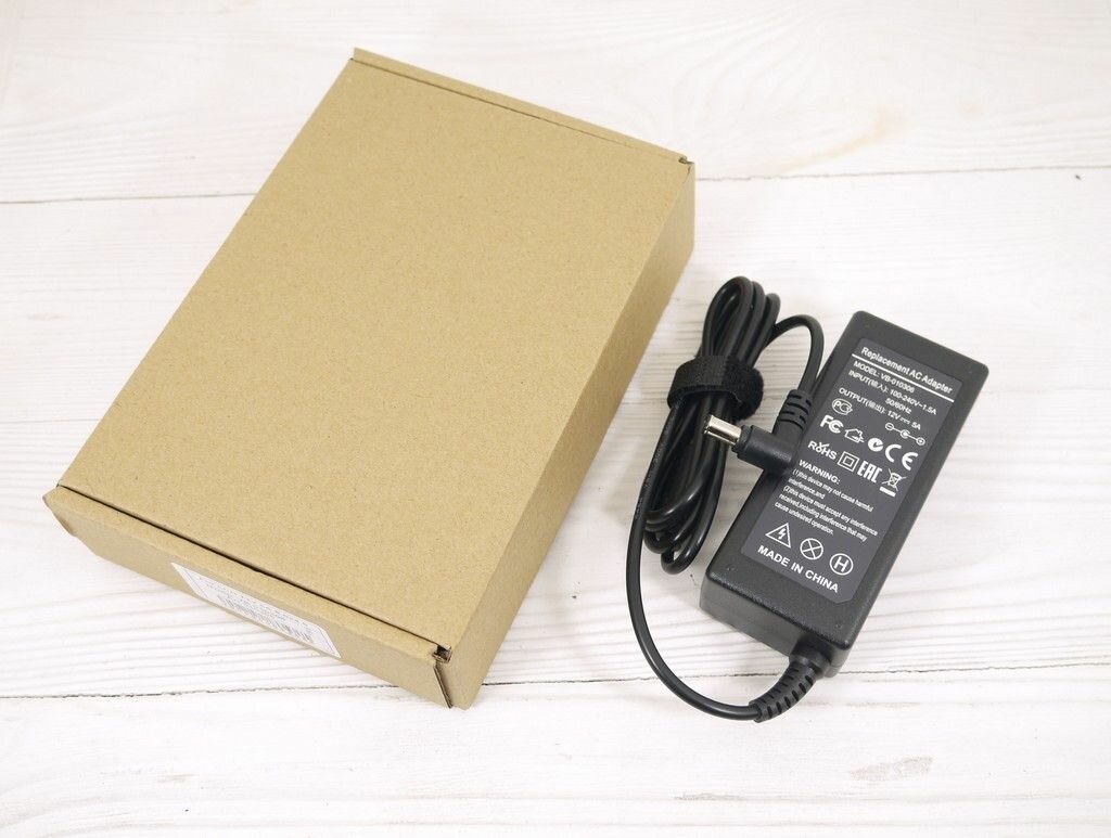 Блок питания универсальный для LCD ТВ 12V 5A (6,5 x 4,5 mm)