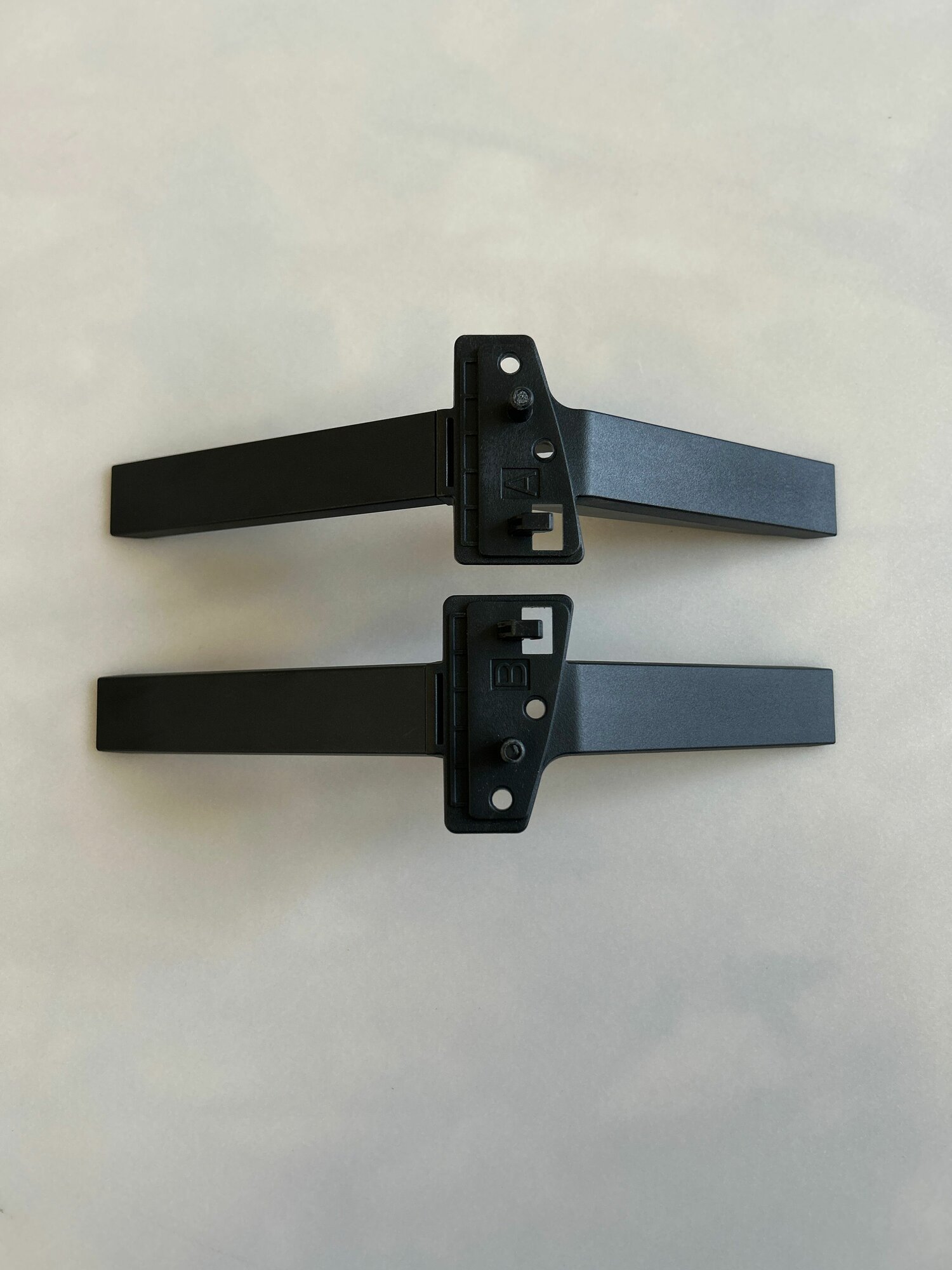 Подставка комплект 2 шт. черный, для ТВ LG 55UP80006LA