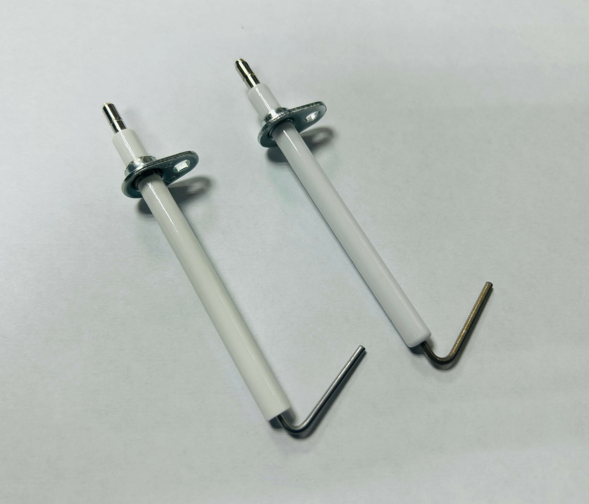 Комплект электродов розжига и ионизации (2 шт) для газовых котлов Bosch, Buderus арт. 87186443020