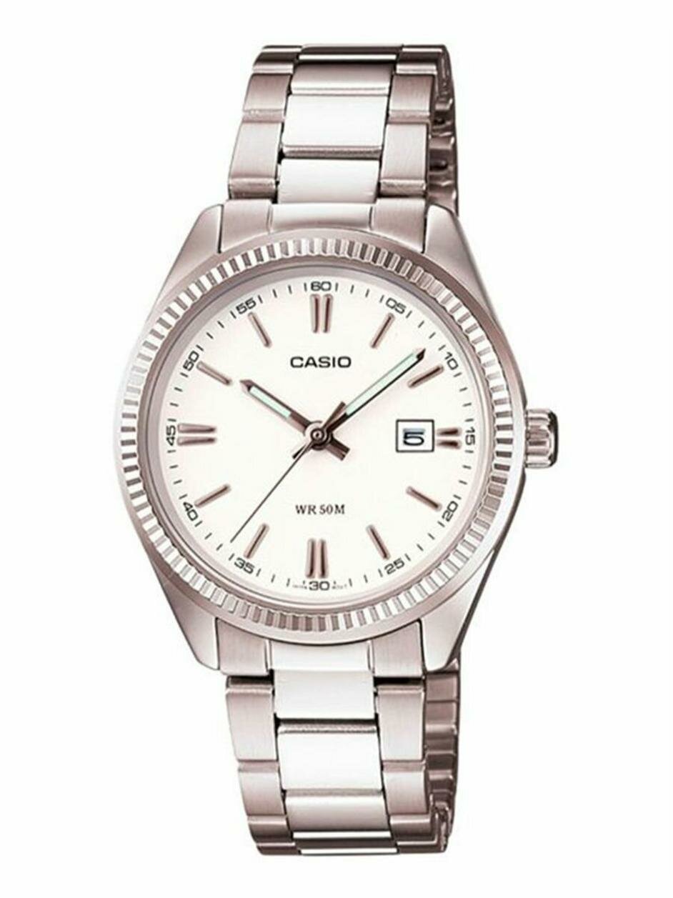 Наручные часы CASIO