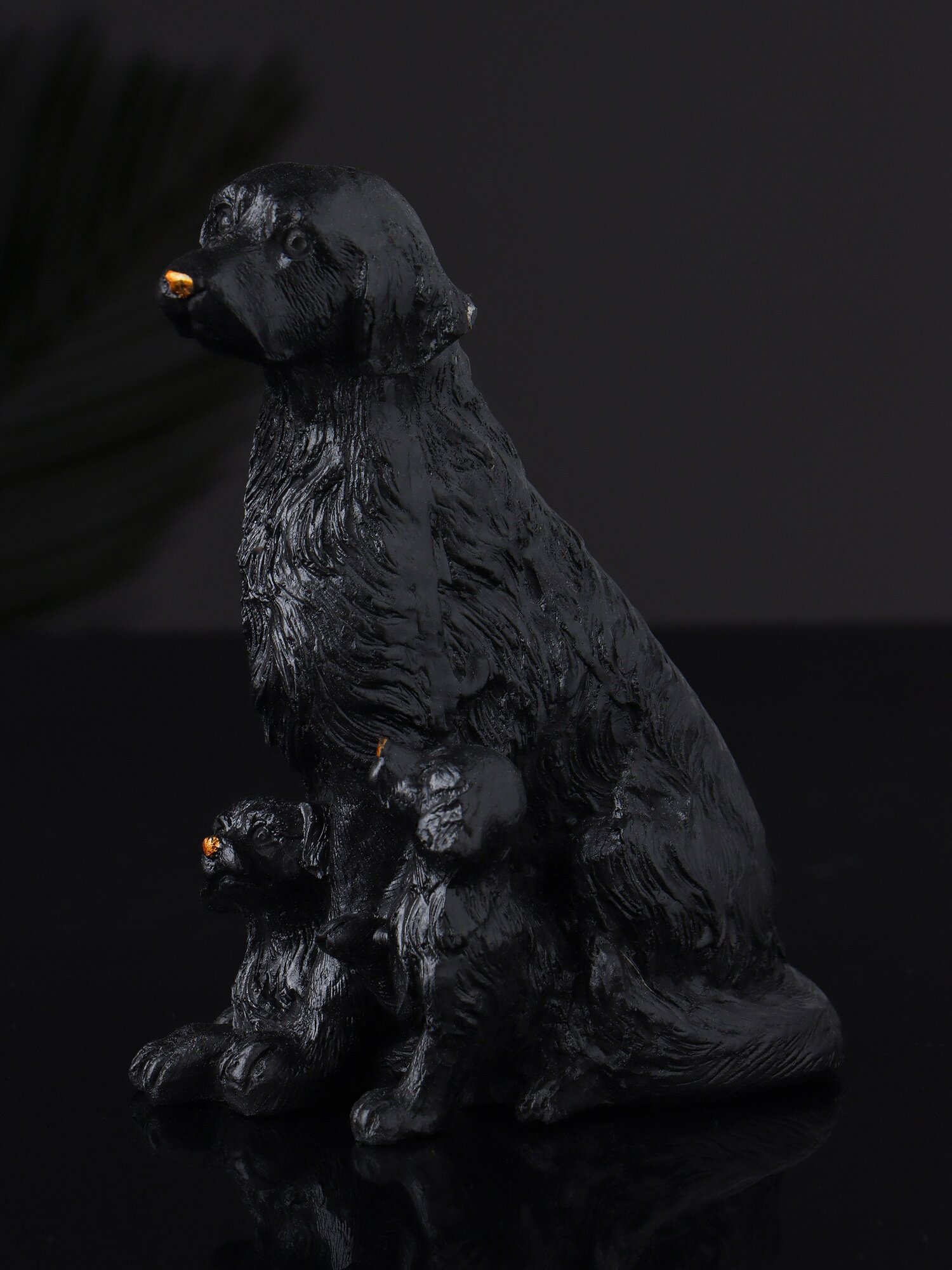 Фигура "Лабрадор с щенками", 10х7 см, черный