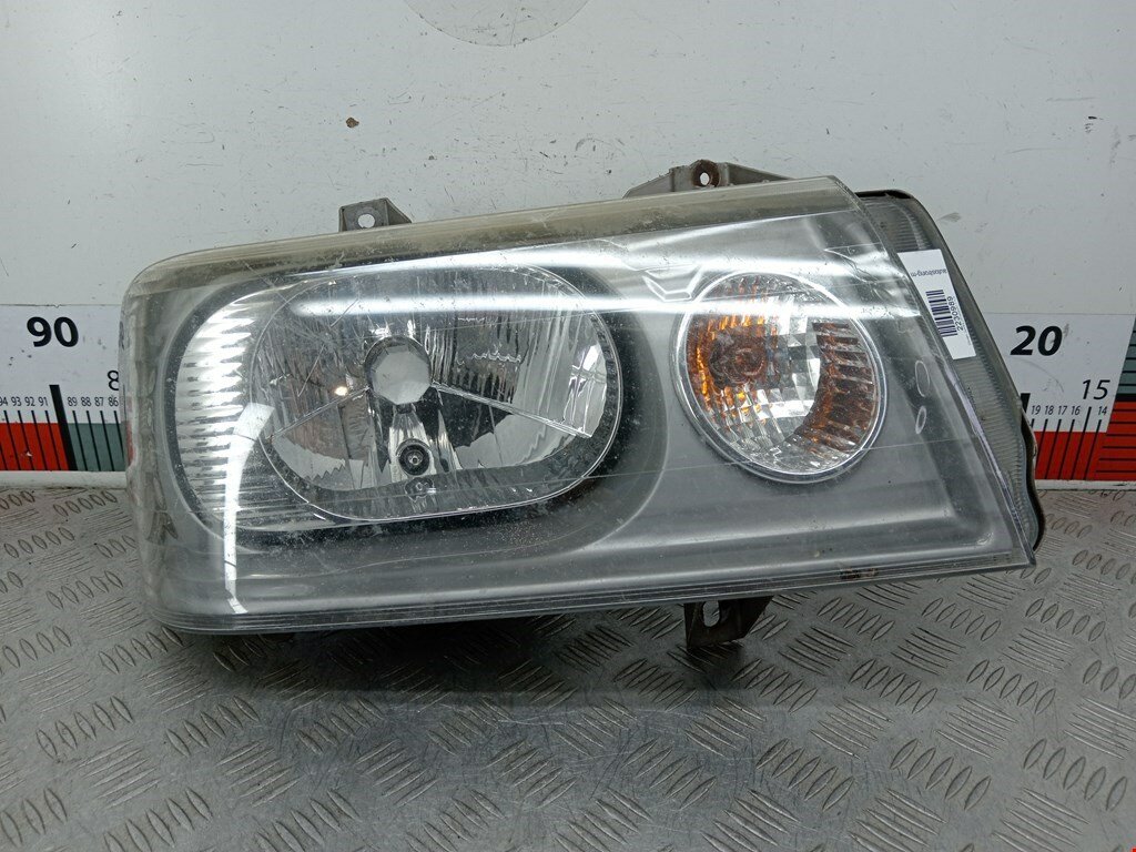 Фара правая Citroen Jumpy (Dispatch) 1 6206E8 арт. 2230989