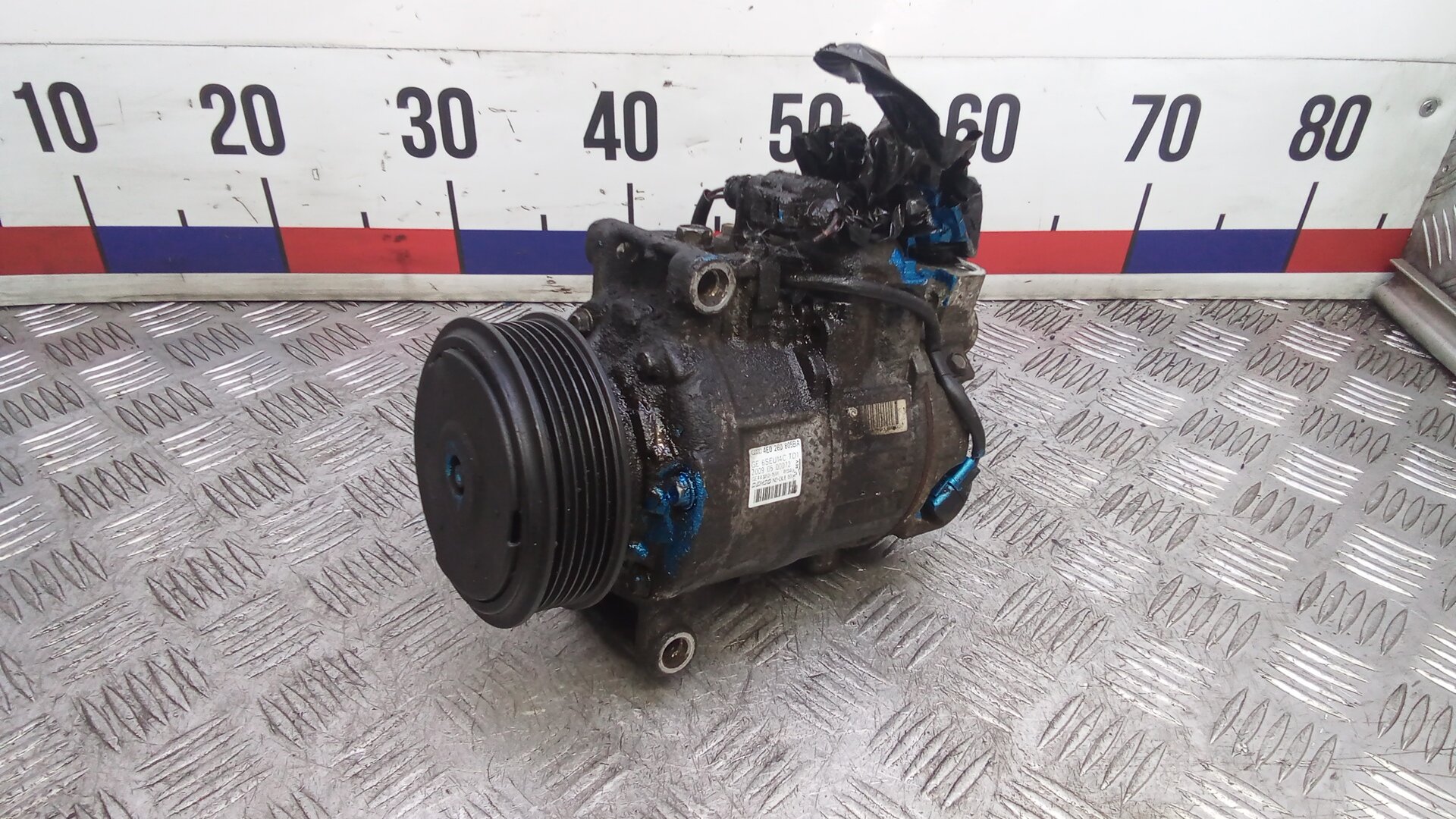Компрессор кондиционера дизельный AUDI A8 D3
