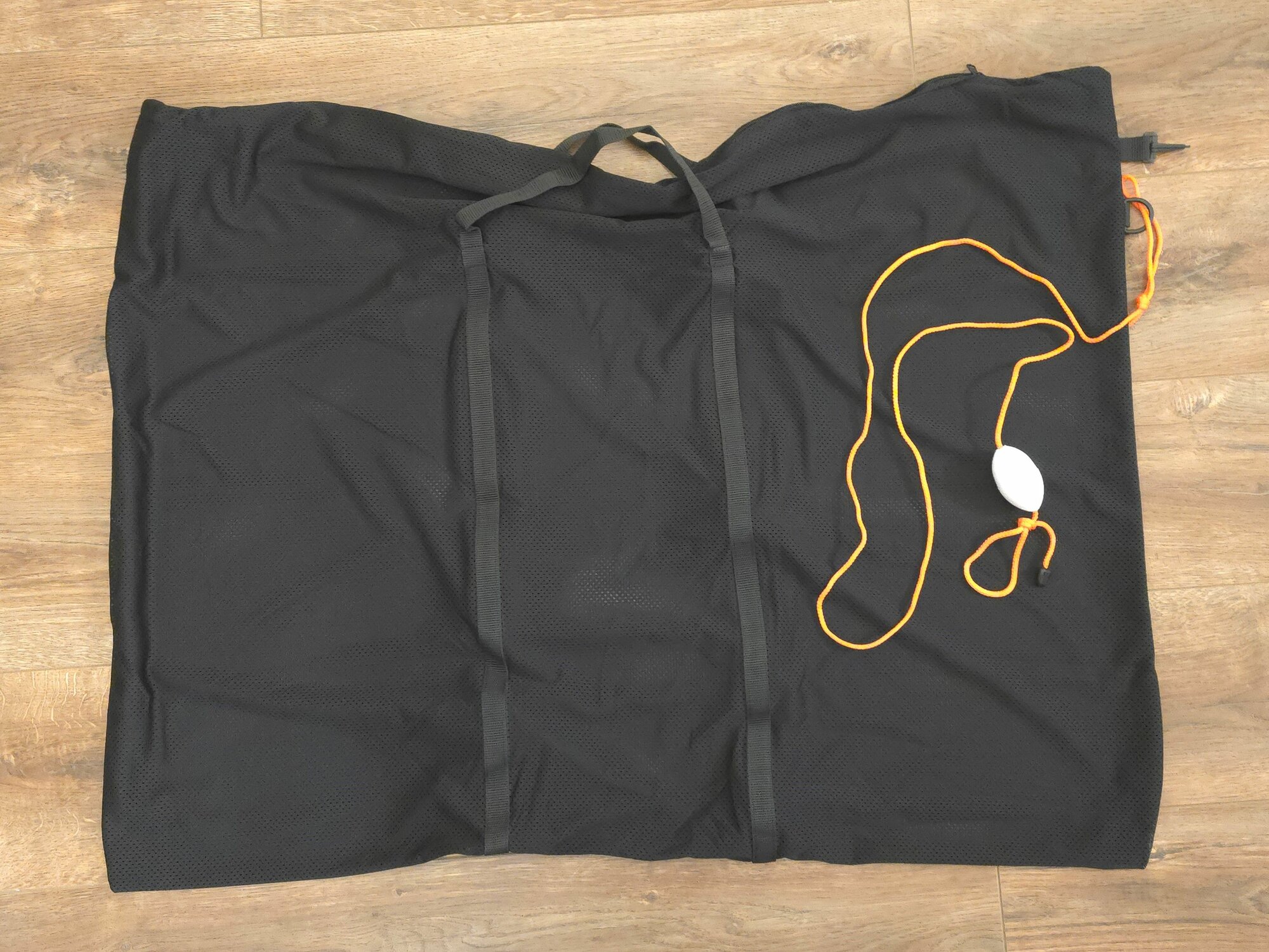 Аксессуары для безопасного обращения с рыбой