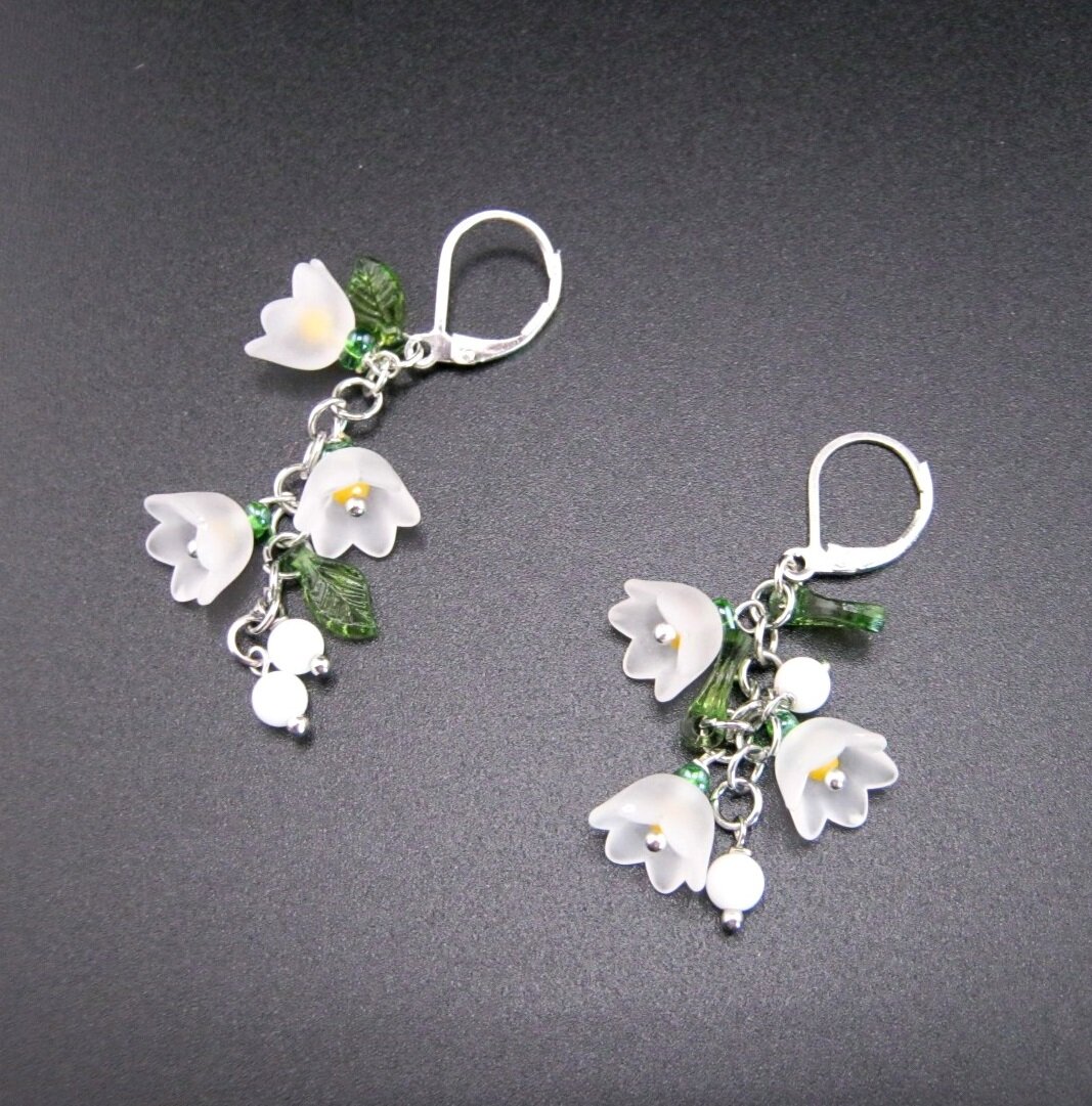 Серьги с подвесками, акрил