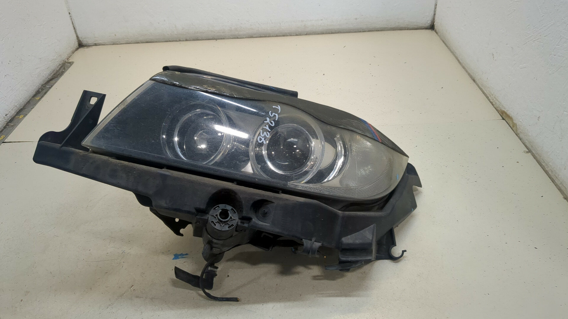 Фара (передняя) левая BMW 3 E90, E91, E92, E93 Б/У