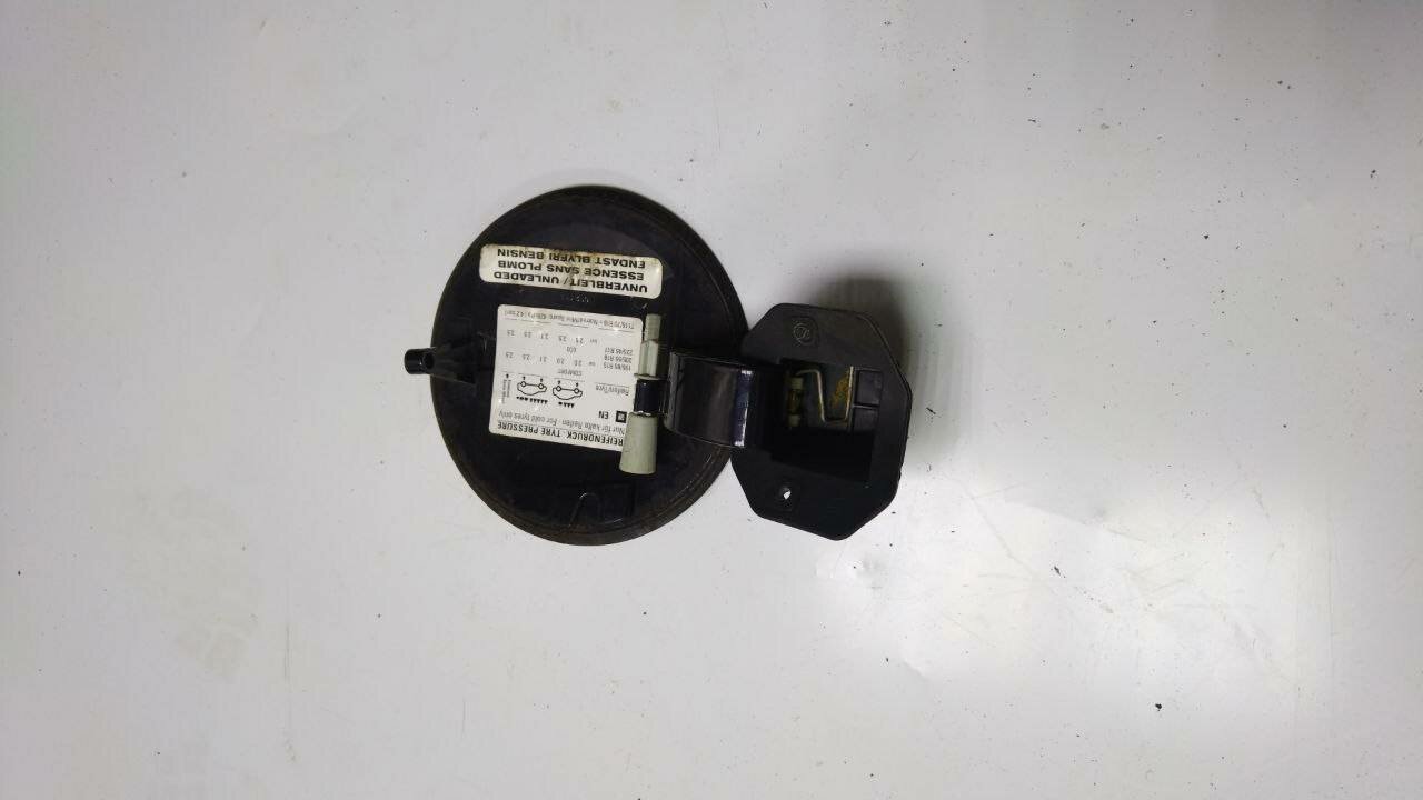 Лючок топливного бака Opel Astra H 2005 13111596