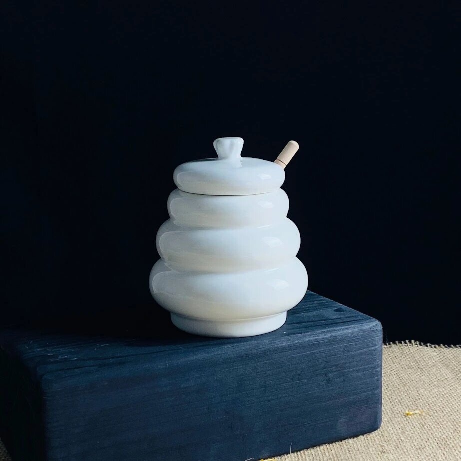 Банка для мёда 390мл 10х12см с ложкой TROPICAL Фарфор 235-095 118-235-095