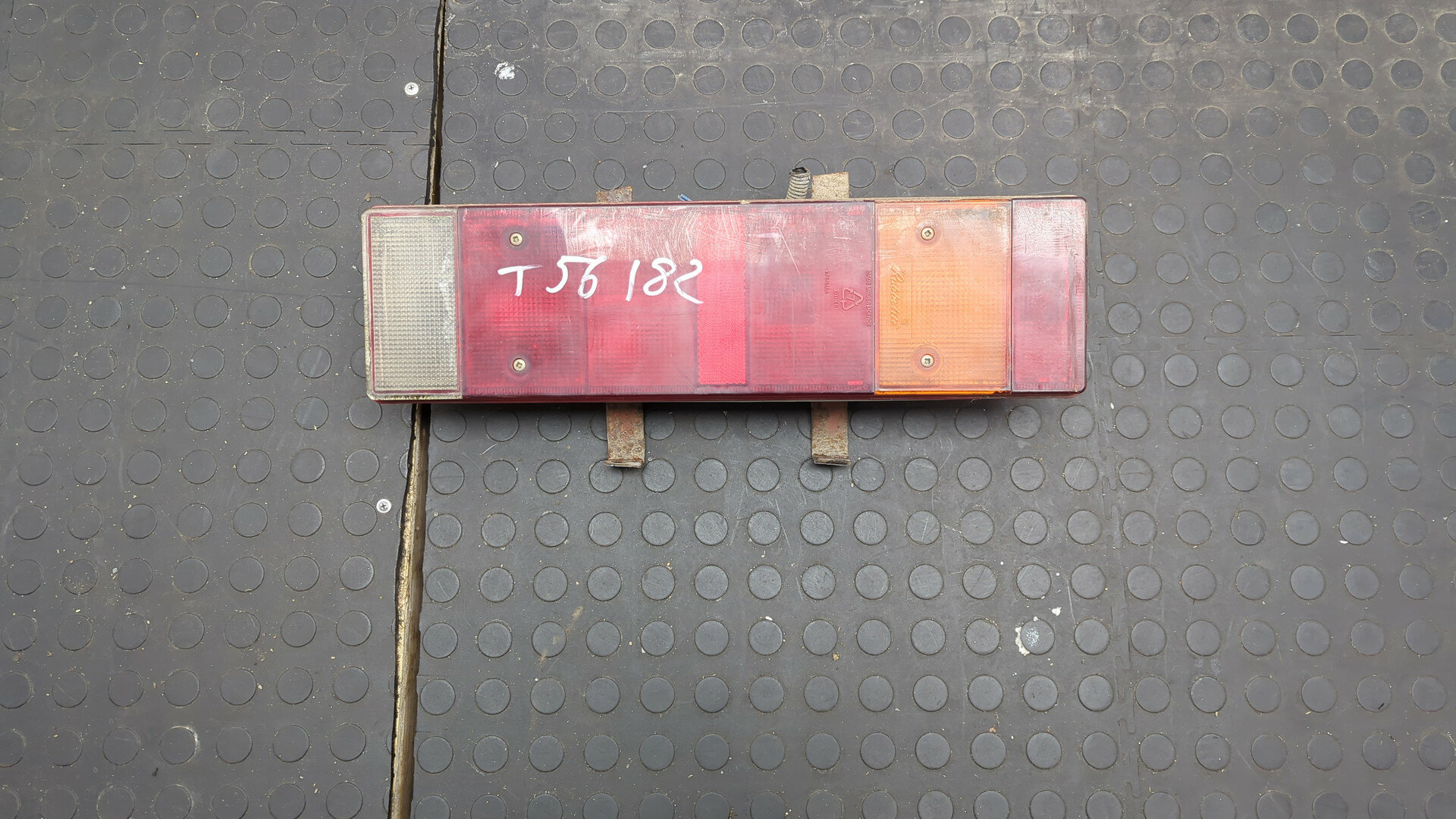 Фонарь (задний) левый Man L2000 Б/У