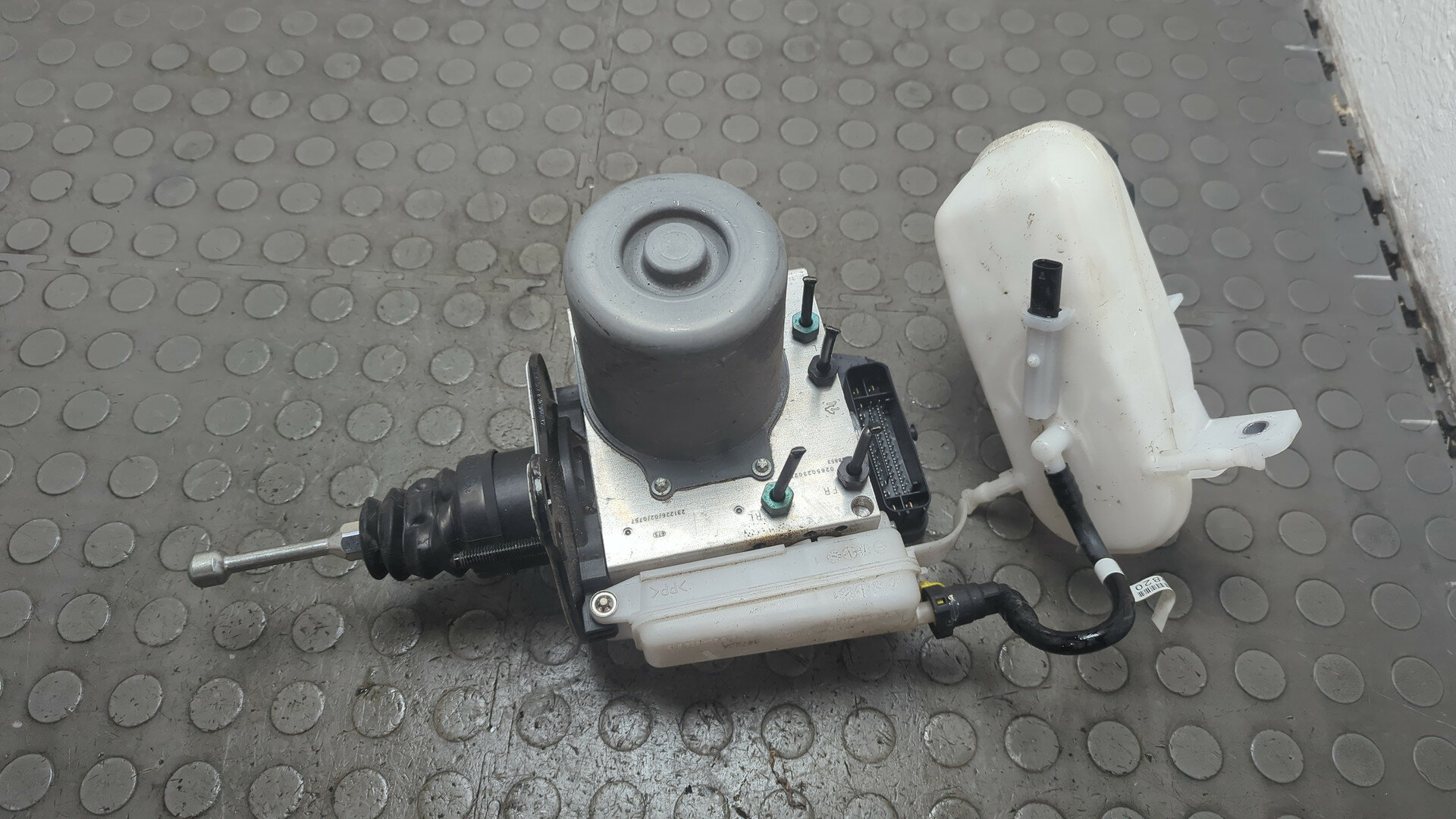 Блок АБС,насос Buick Encore GX Б/У