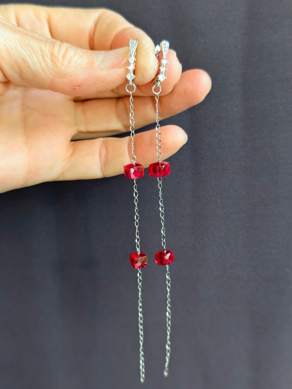 Серьги цепочки, шпинель