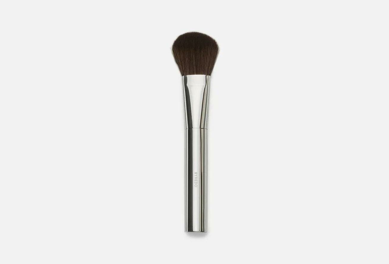 Кисть для макияжа лица Byredo Face sculpting brush, ворс искусственный, длина - 15 см