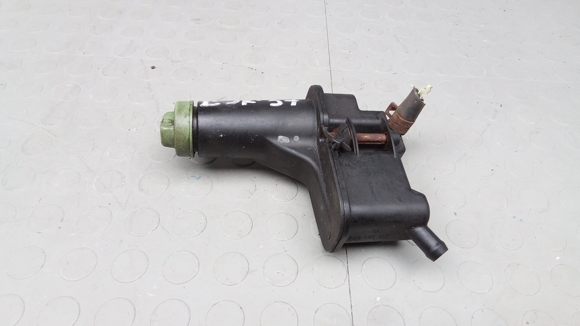 Бачок ГУ VOLKSWAGEN LT 2