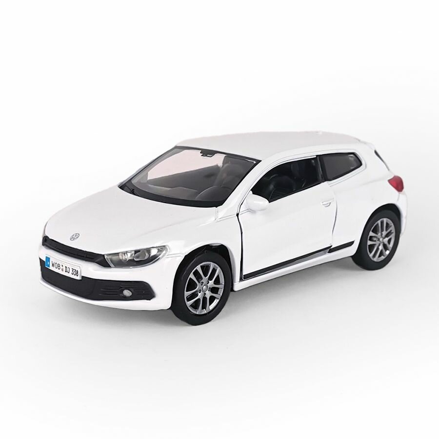 Машинка WELLY 1:38 Volkswagen Scirocco Белый модель машины 1:38 с пружинным механизмом, 43615