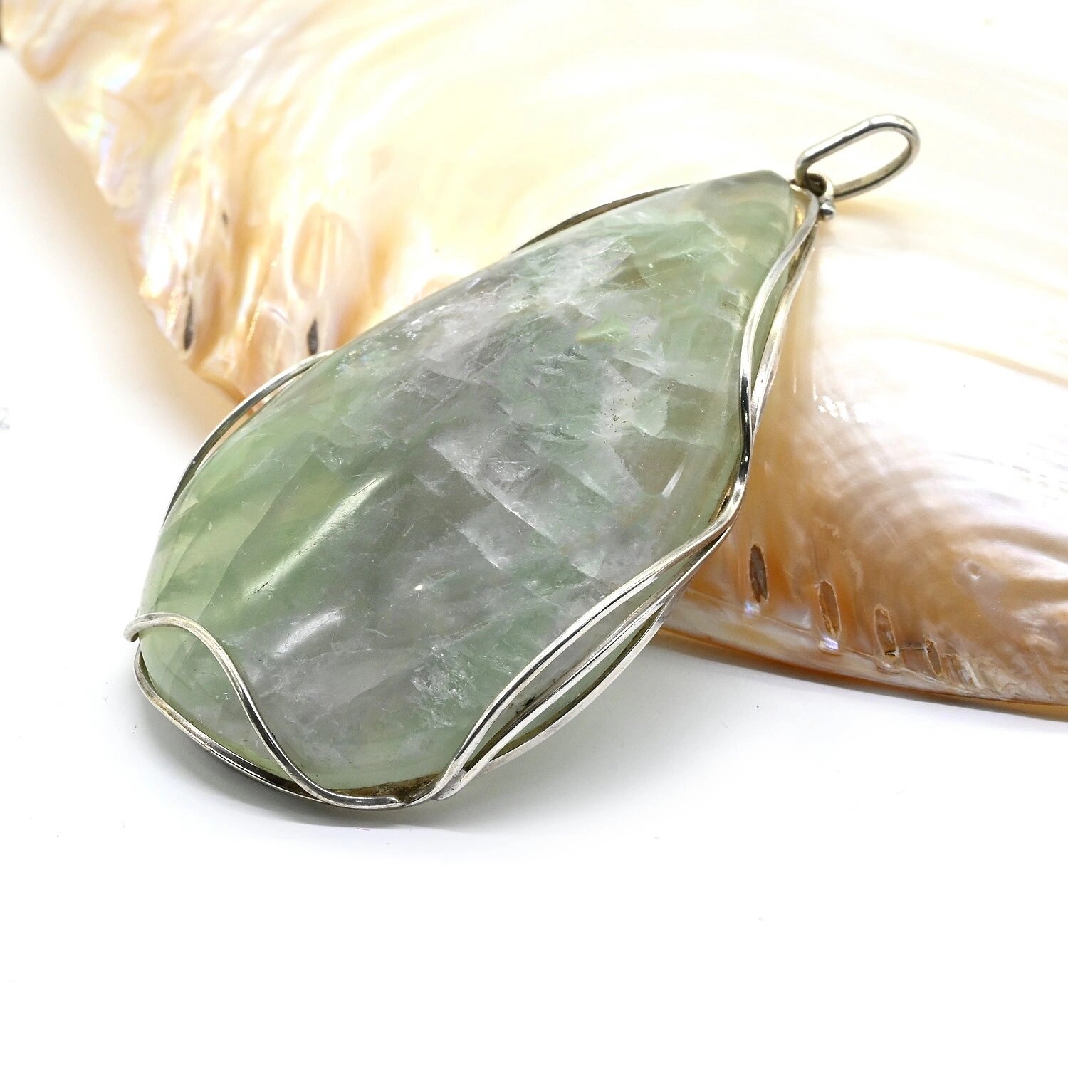 Подвеска, флюорит