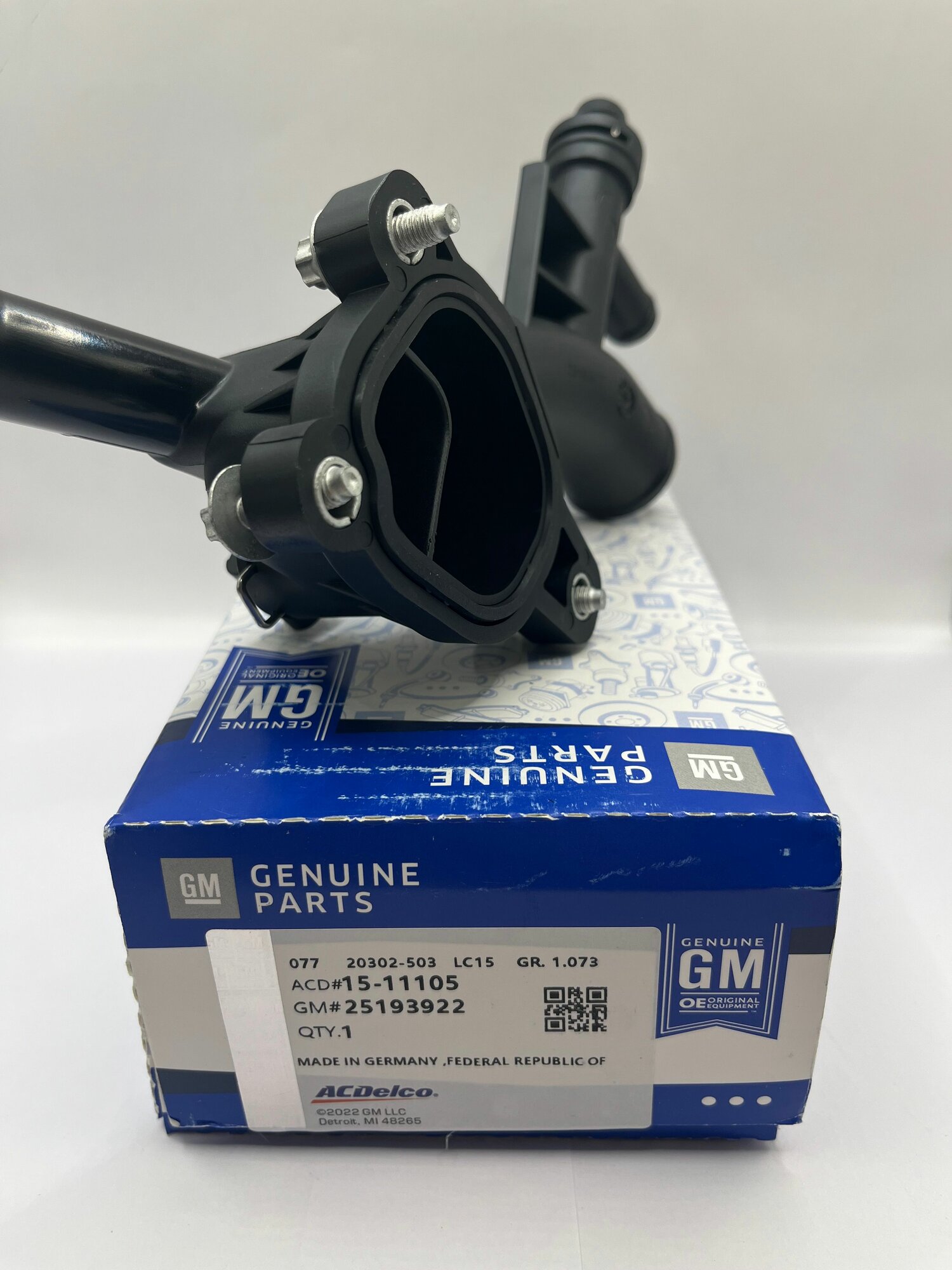 Корпус термостата охлаждающей жидкости двигателя арт. 25193922