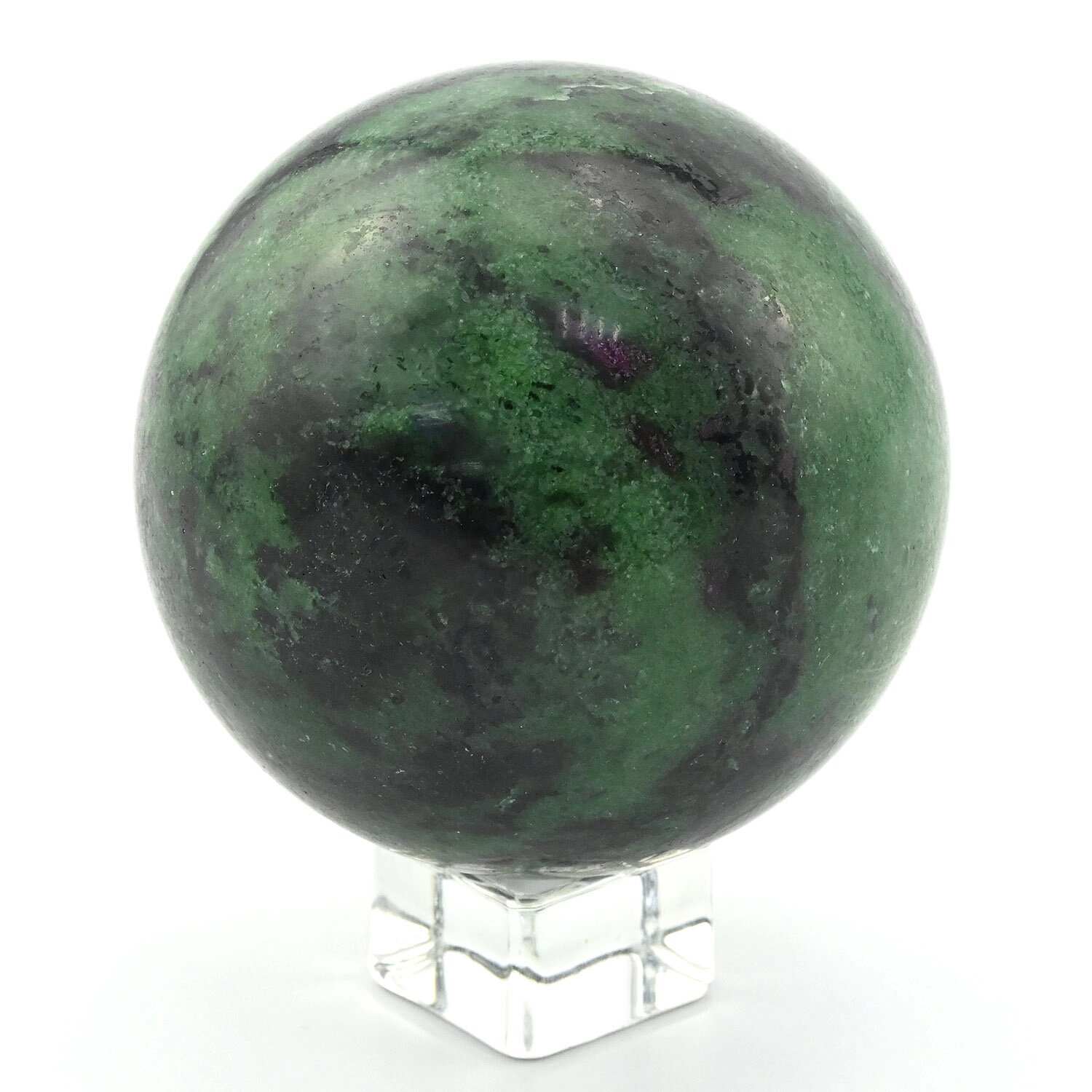 Шар из цоизита с корундом, диаметр 70мм.