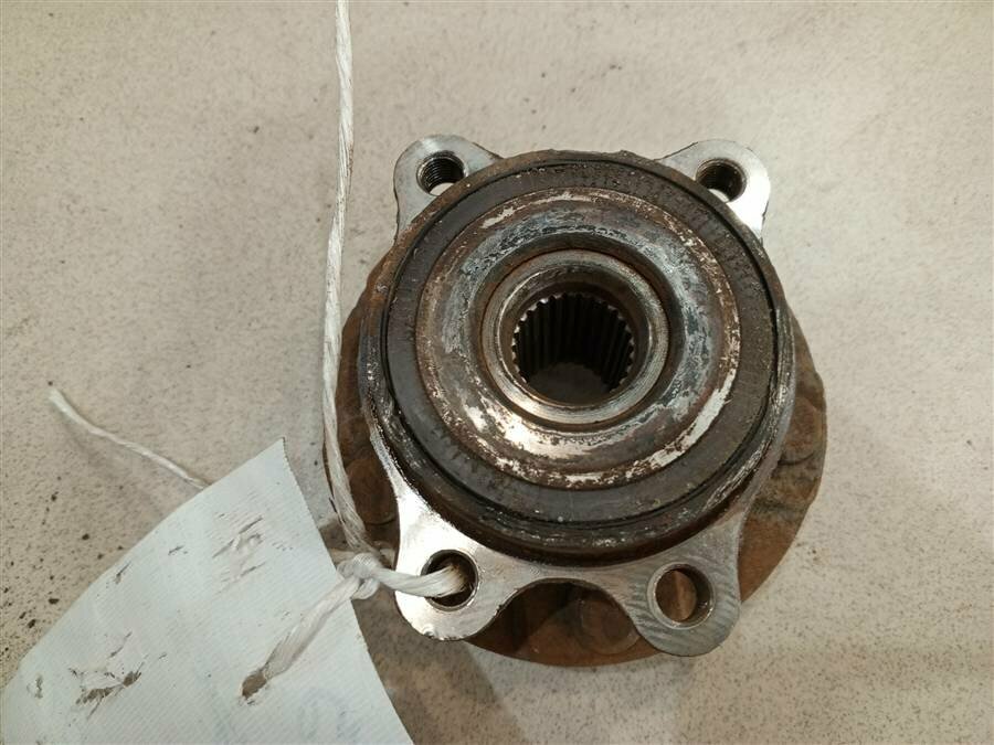 Ступица передняя от Toyota Auris E150 2006-2012