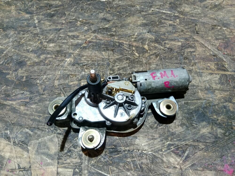 Моторчик стеклоочистителя задний Ford Mondeo I (1993 1996) Б/У с пробегом