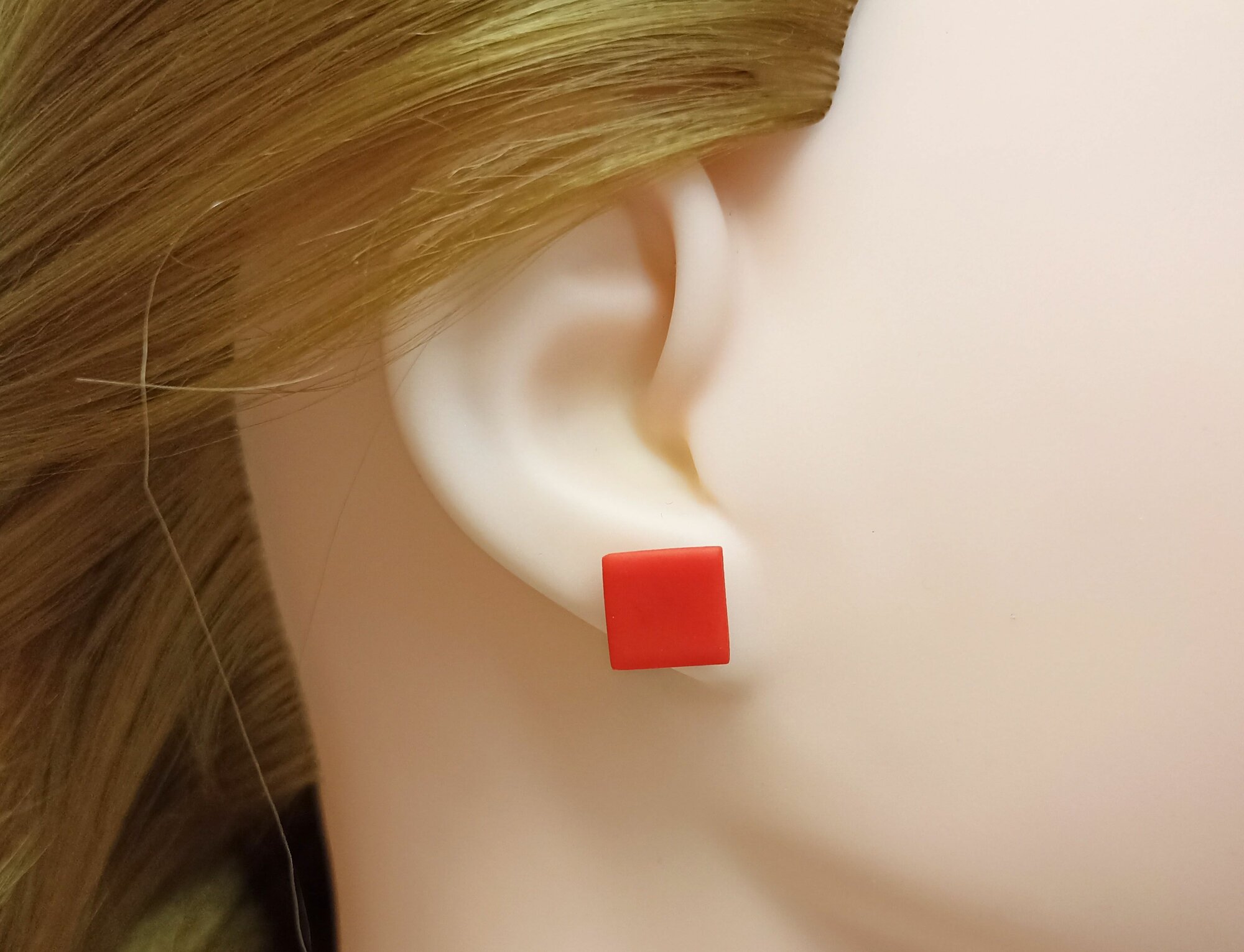 Серьги пусеты