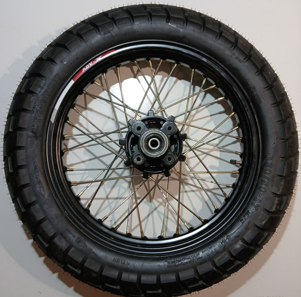 Колесо заднее в сборе 130/80-17 под ось Ф20мм REGULMOTO ADV 300