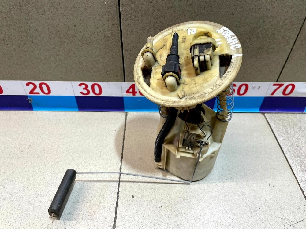 Насос топливный Renault Scenic 7700431718