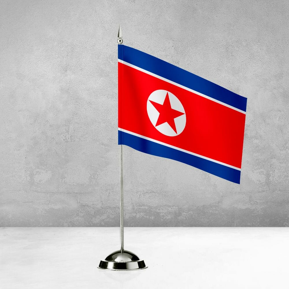 Настольный флаг кндр на пластиковой подставке под серебро