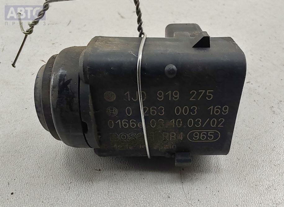 Датчик парковки (парктроник) передний Volkswagen Touareg