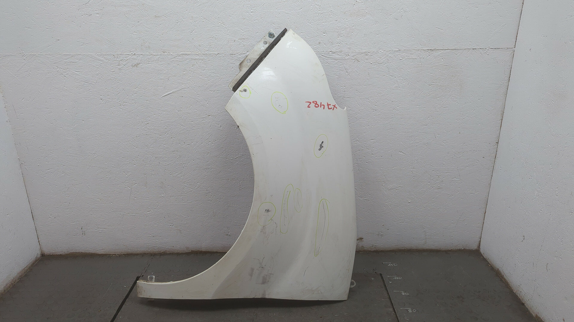 Крыло левое переднее Opel Combo Б/У