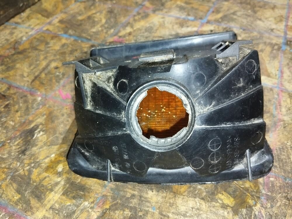 Указатель поворота передний левый VW Passat B3 Б/У с пробегом