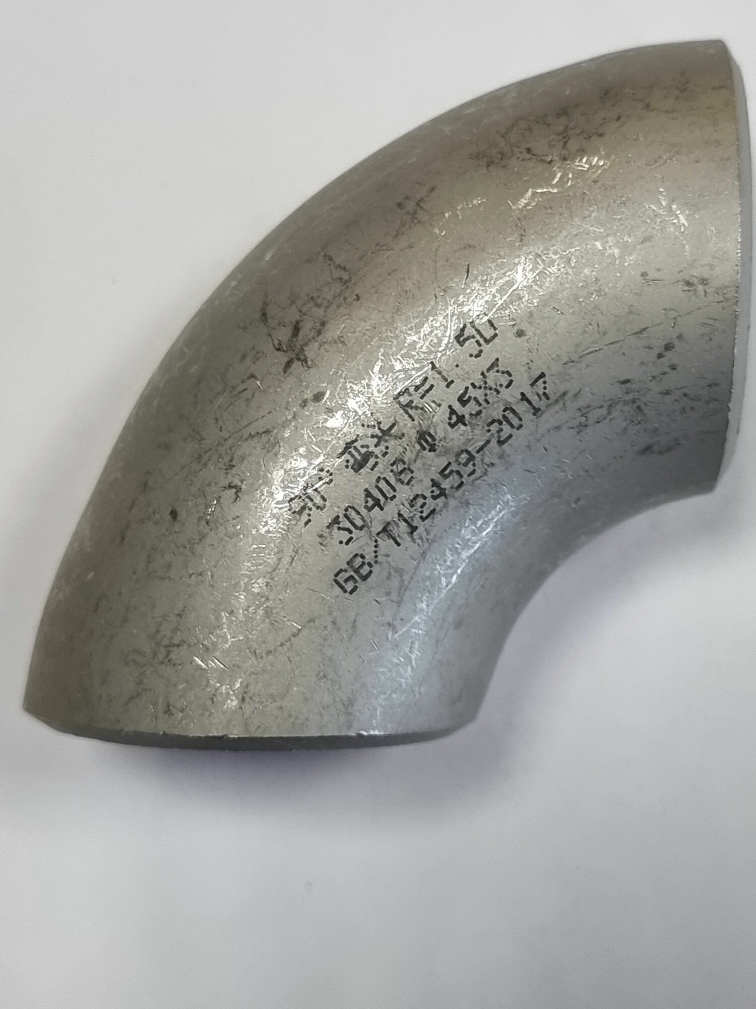 Отвод нержавеющий толстостенный AISI304 45*3 90гр 1шт