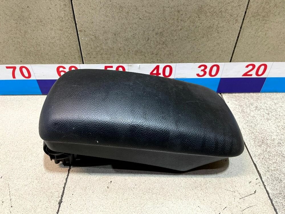 Подлокотник Kia Ceed ED