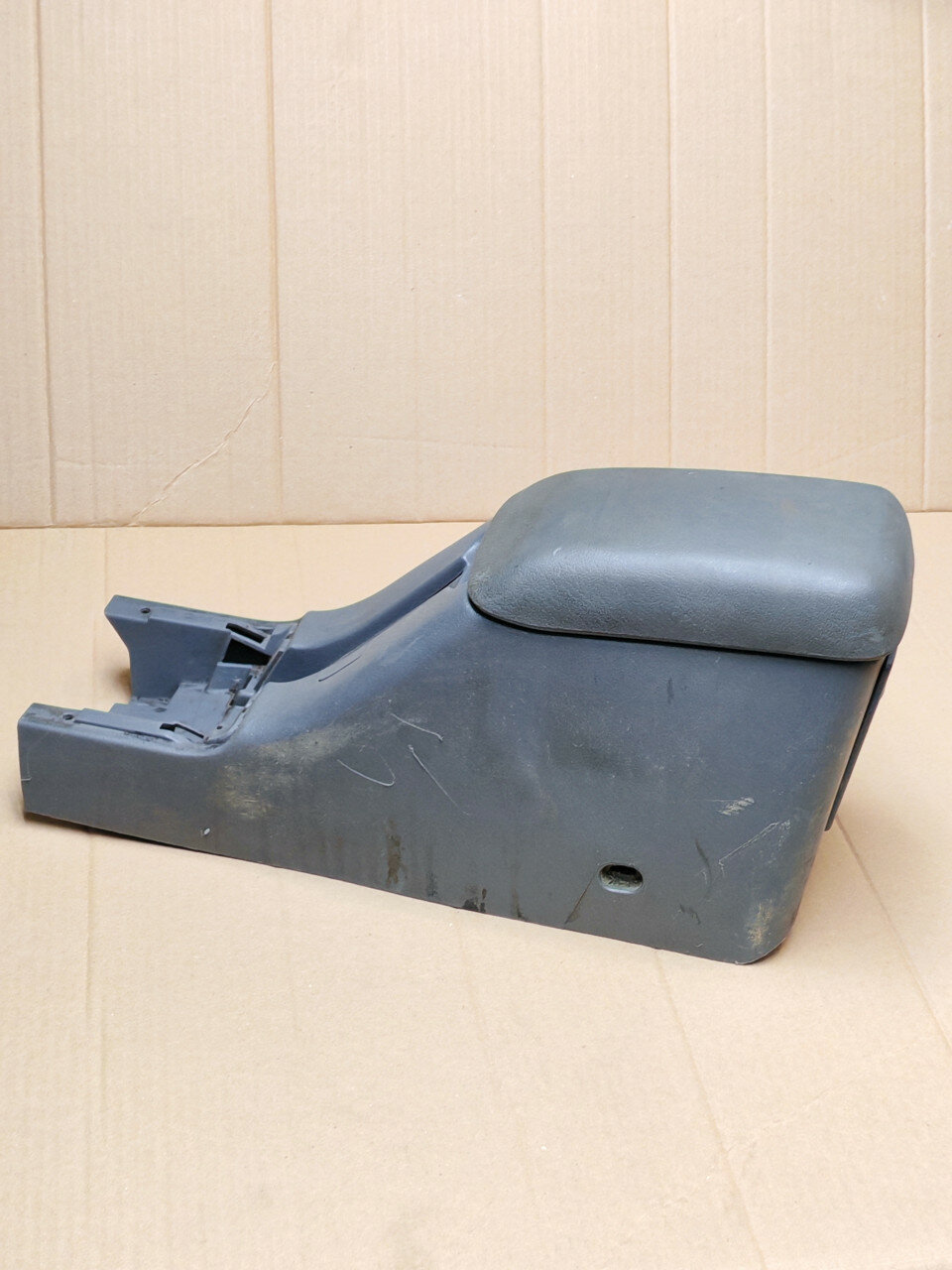 Подлокотник Mazda 626 GE