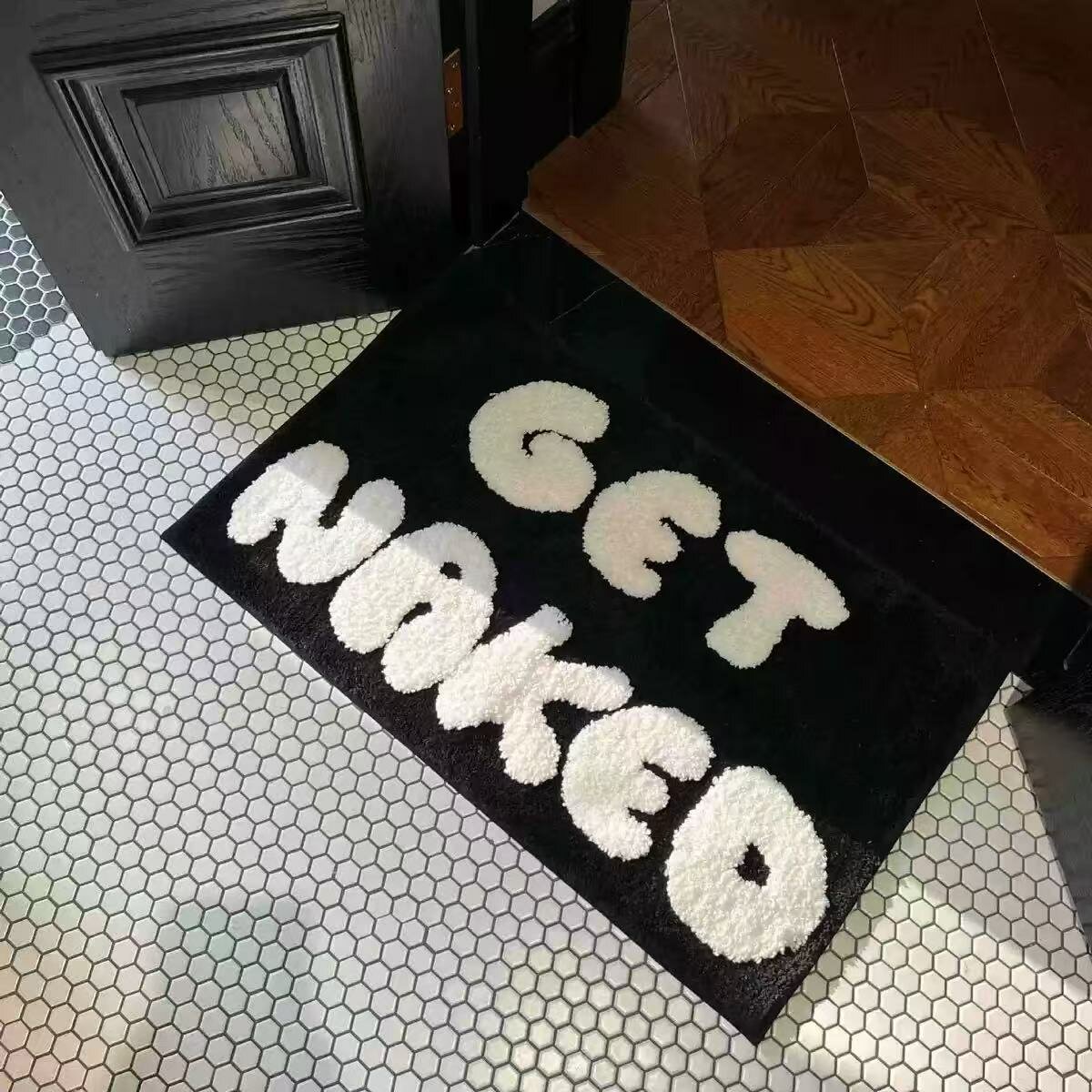 Коврик для ванной "GET NAKED", 40×60 см, мягкий и впитывающий