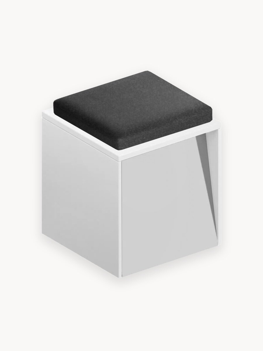 Пуф с зеркалом для брендированного ПВЗ Яндекс Маркета