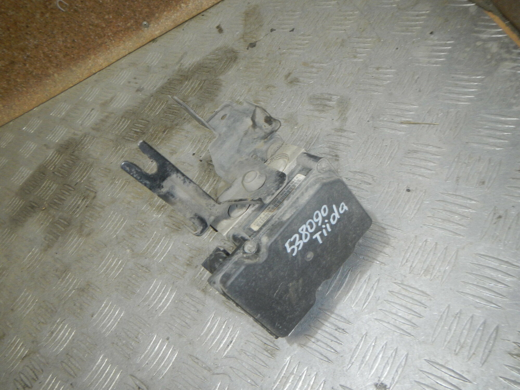 Б/У Блок ABS (насос), Nissan (Ниссан)-TIIDA (C11) (07-) NISSAN TIIDA (C11) (07-) Без видимых повреждений. 538090 NISSAN ...