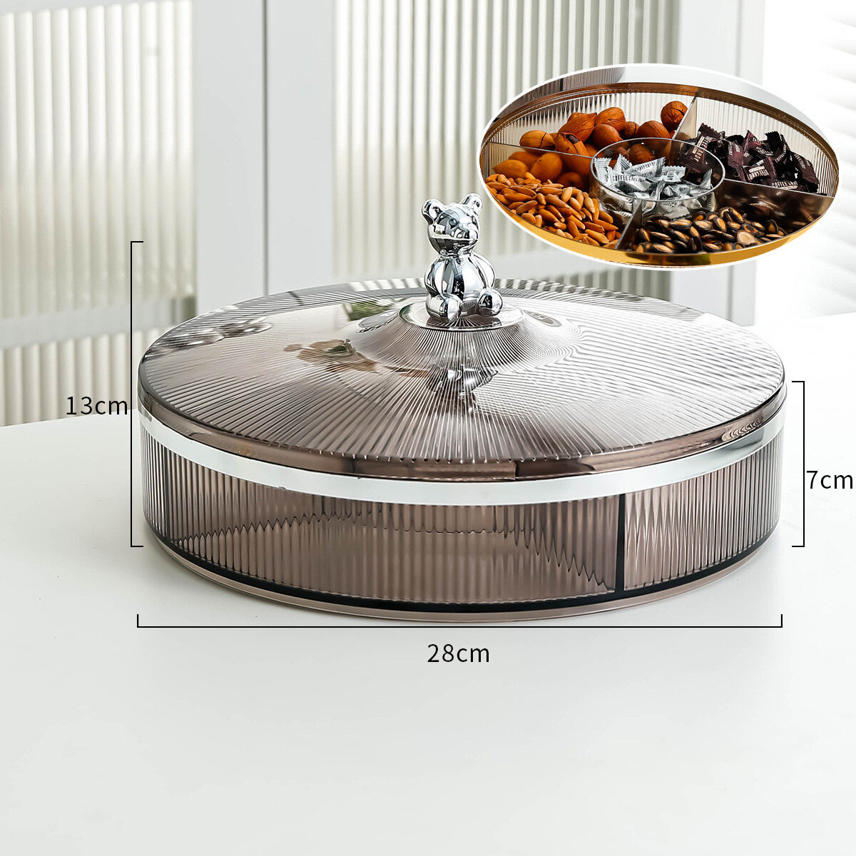 Менажница/ конфетница круглая с крышкой 5 секций, 28 см, серый мишка