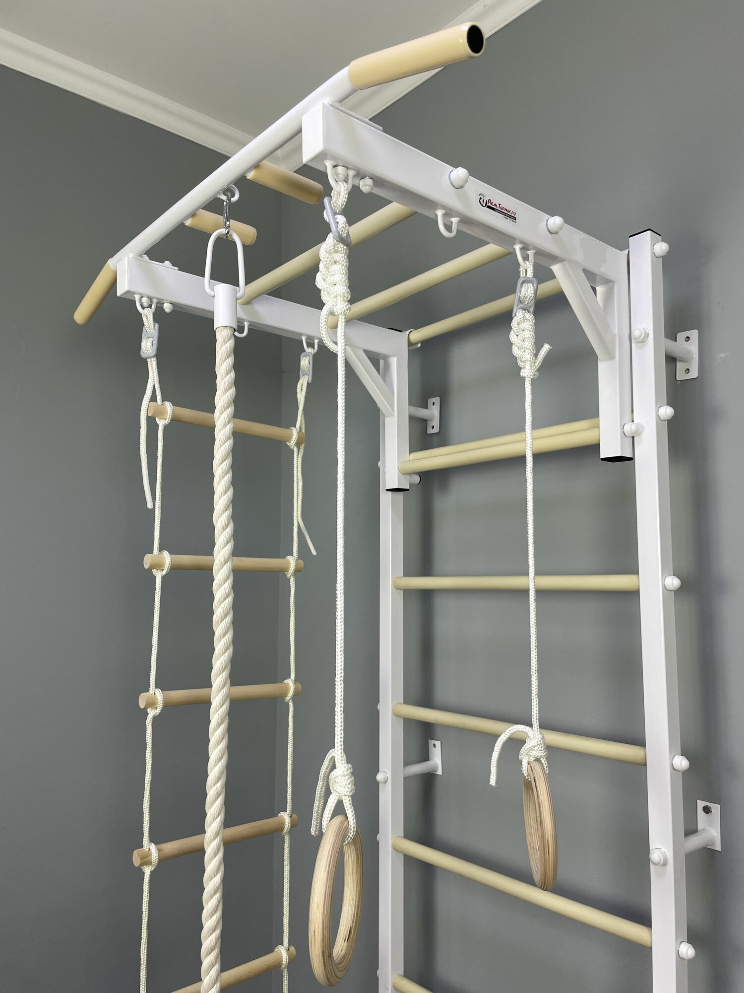 Шведская стенка детская и взрослая "Звезда" №4 с турником Рукоход (съемный), Канат, Кольца, Веревочная лестница