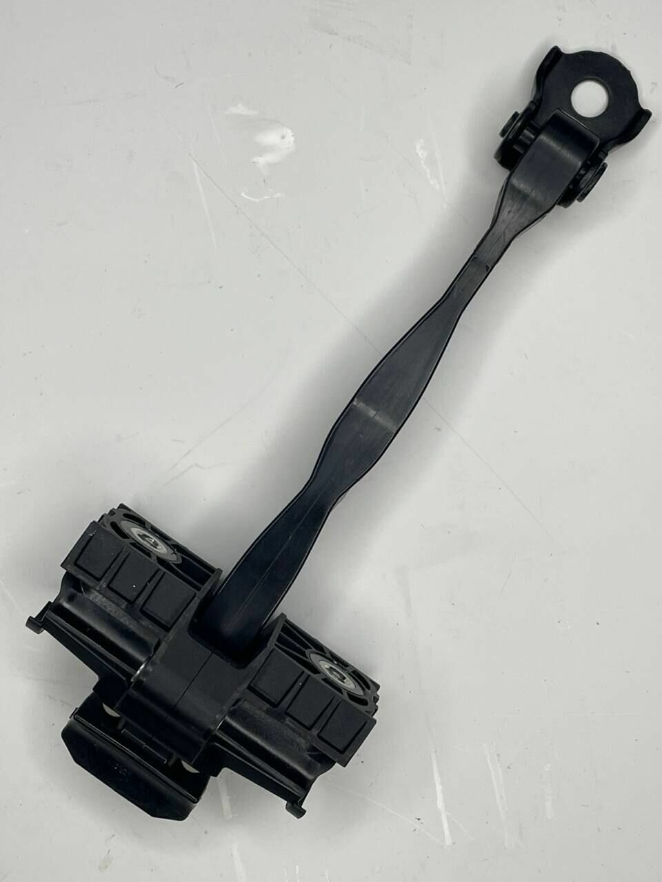 Ограничитель двери задней Haval Dargo [2.0 16V 7AMT внедорожник 4X2] 6209100XKN04A