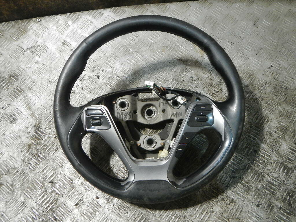 Б/У Рулевое колесо для AIR BAG, KIA (Киа)-RIO (15-) KIA RIO (15-) Кожа. Разошелся шов,задиры,царапины,потертости. 608004 ...