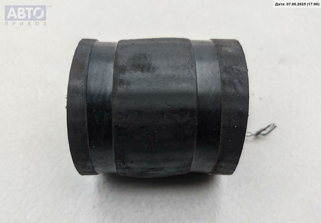 Патрубок интеркулера Toyota Avensis (2003-2008)